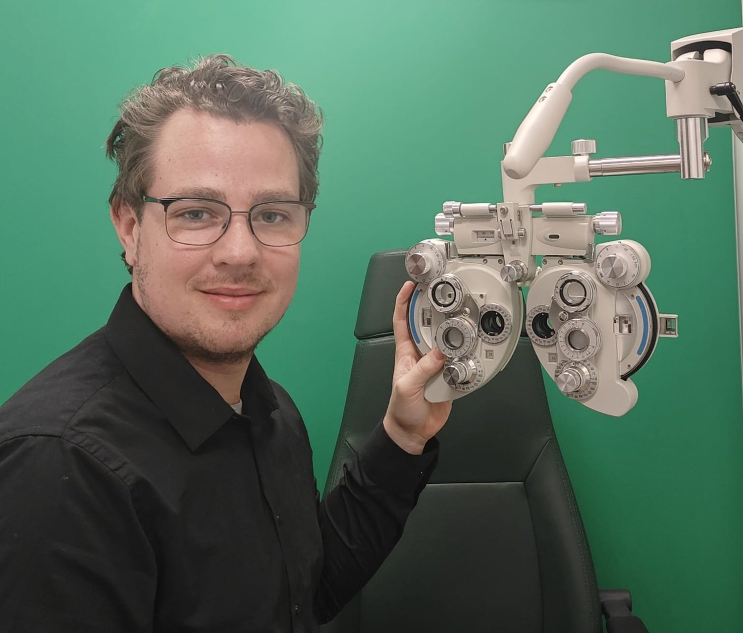 “My job is still so much fun after many years.” | Join Specsavers